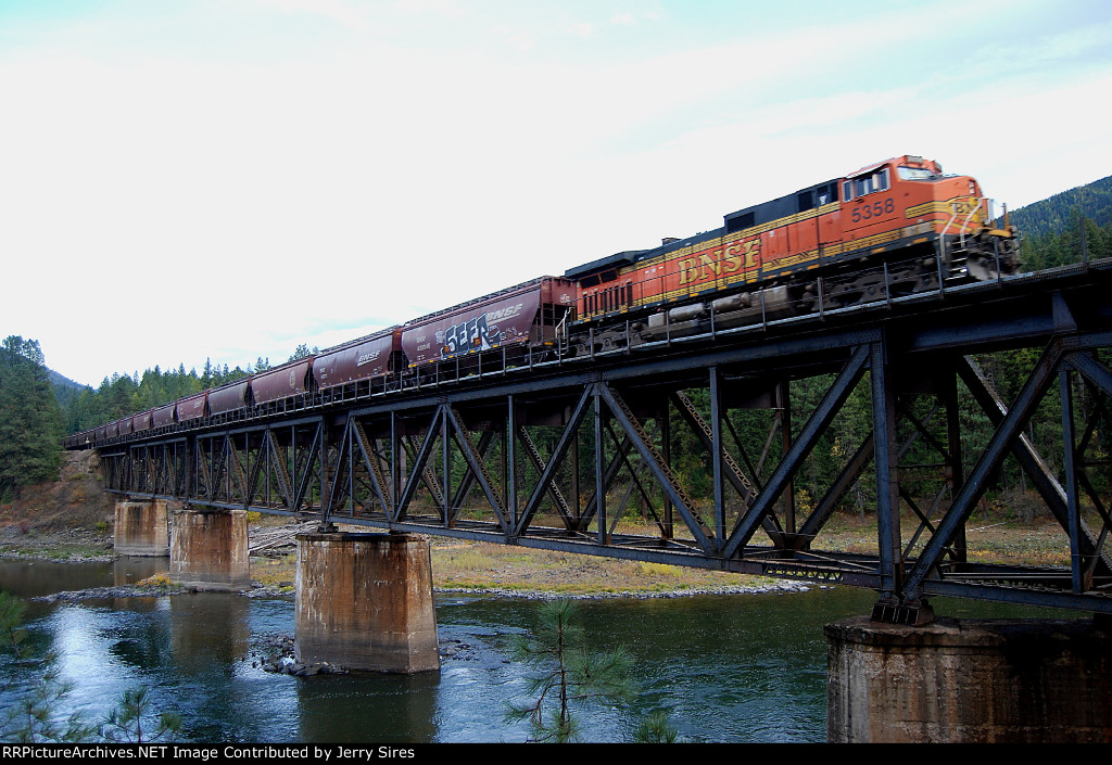 BNSF 5358